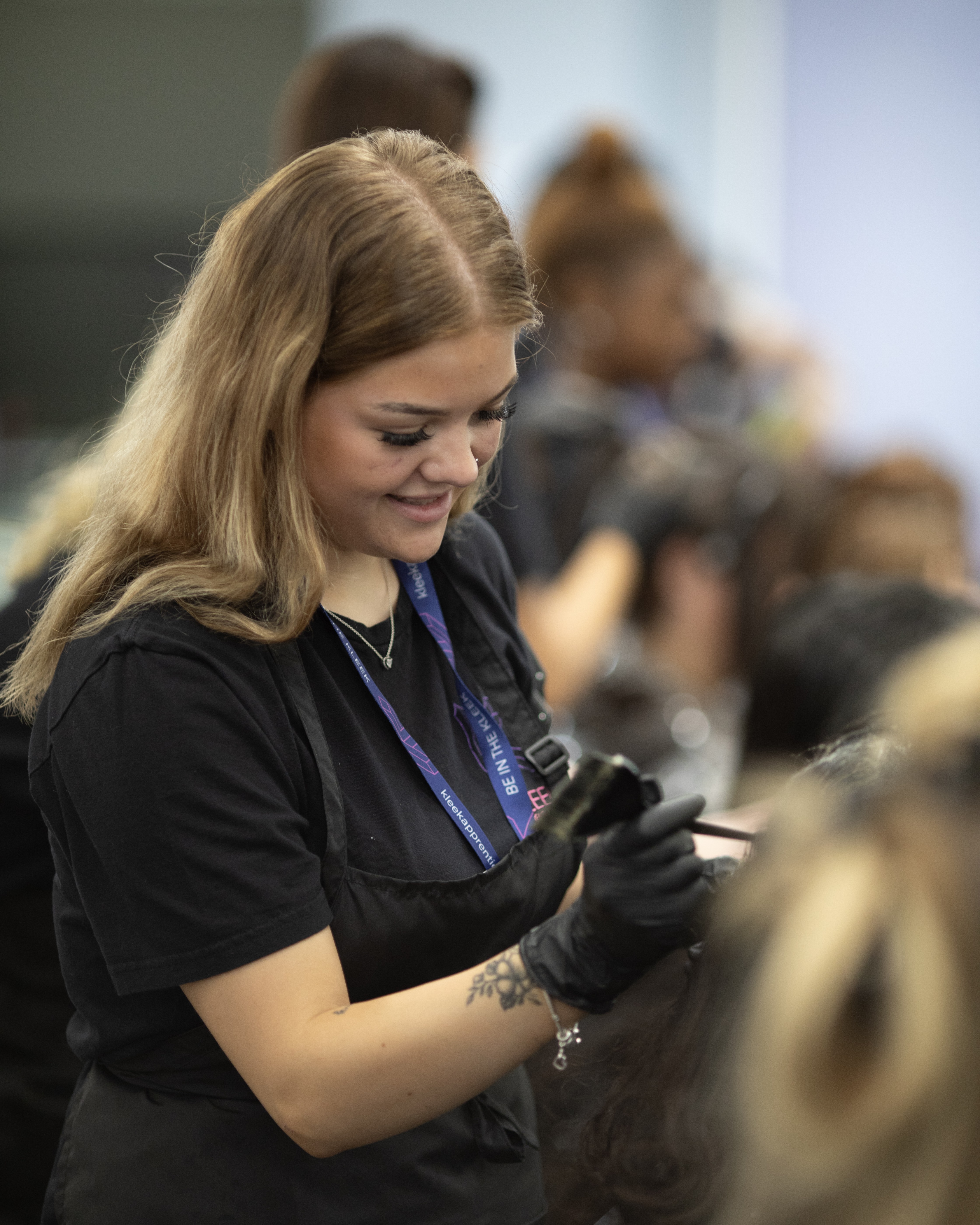 Smooth Apprentice Transfer with Kleek